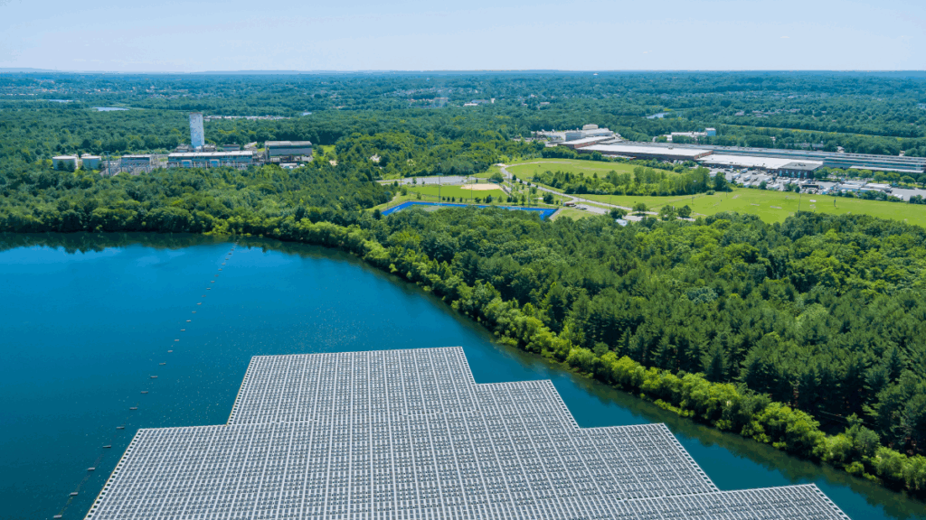 Malaysia Launches Hybrid Hydro Floating Solar and Green Hydrogen Hub in ...